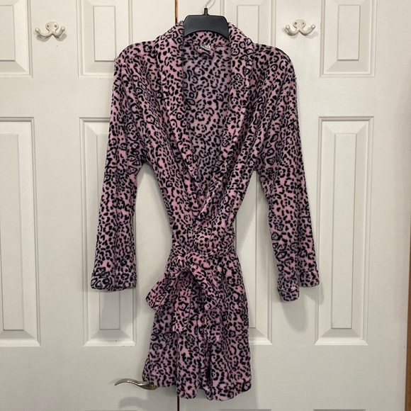 Ulta Beauty | Intimates & Sleepwear | Robe From Ulta Beauty | Poshmark